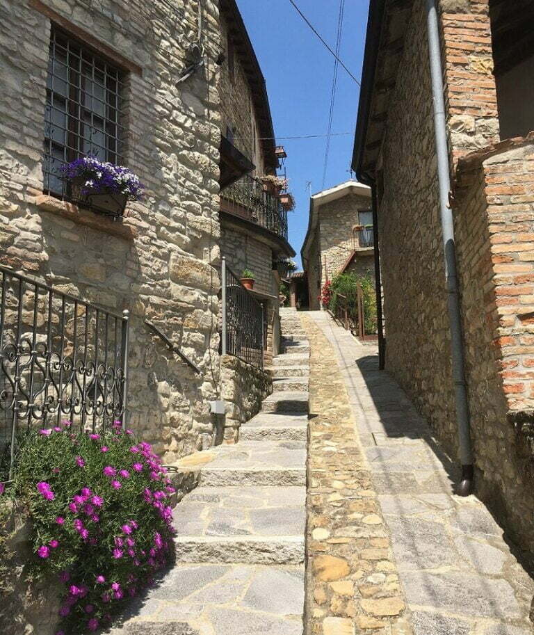 Oltrepò Pavese cosa vedere • The Worldwide Journal